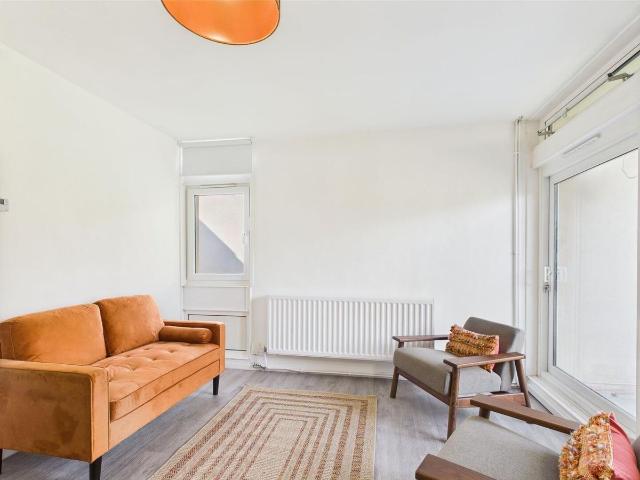 Cedars Road, Clapham Common SW4, 4 bed maisonette to rent, £4,200 pcm | PrimeLocation