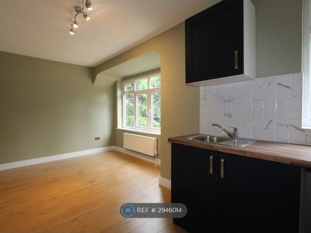 Cedars Road, Croydon CR0, Studio to rent, £950 pcm | PrimeLocation