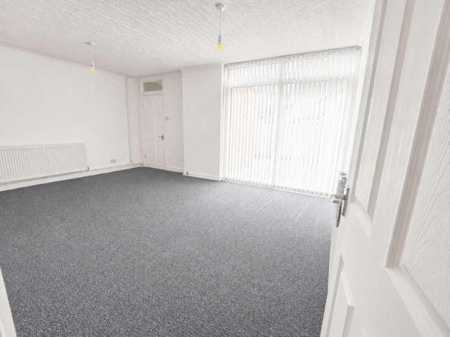 Cedars Road, Exhall, CV7