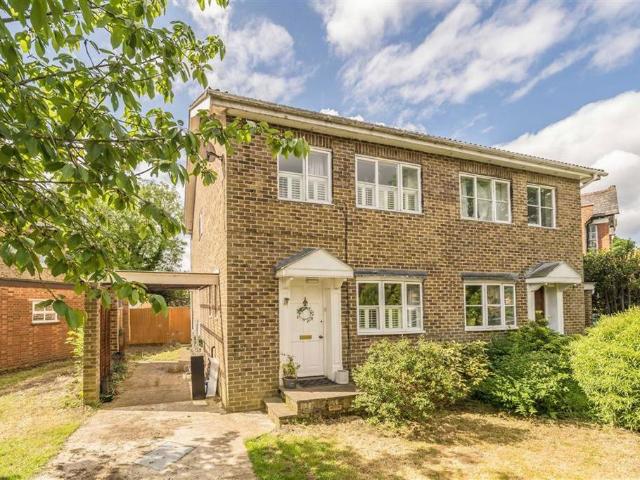 Cedars Road, Kingston Upon Thames KT1 3 bed semi detached house to rent £2,795 pcm £645 pw