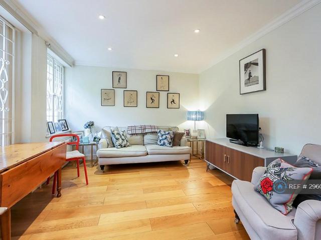 Cedars Road, London, SW4 2 bed flat to rent £2,500 pcm £577 pw