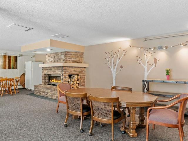 Cedarwood West Apartments | 2 2 Bedroom Apartment for Rent at 222 Wentworth Ave W, West St Paul, MN 55118