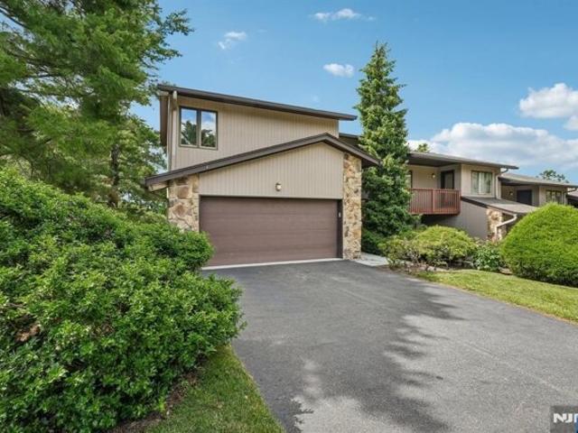 Cedarwood Ter, Woodland Park, Home For Sale