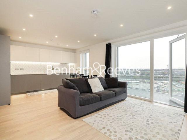Cedrus Avenue, Southall UB1, 2 bed flat to rent, £2,100 pcm | PrimeLocation