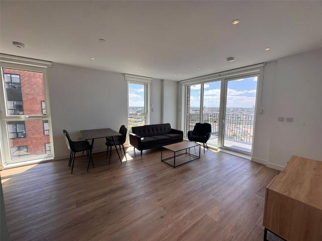 Cedrus Avenue, Southall UB1, 2 bed flat to rent, £2,100 pcm | PrimeLocation