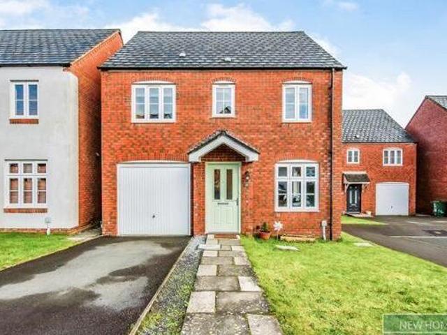 Cefn Maes, St. Clears, 3 Bedroom Detached