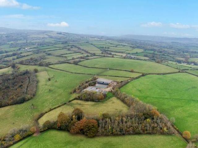 Cefn ceist Farm, Michaelchurch Escley, Farm Land For