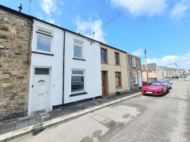 Cefndon Terrace, Hirwaun CF44, 3 bed terraced house to rent, £800 pcm | PrimeLocation