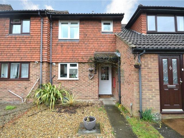 Celandine Court, Yateley, Hampshire GU46, 2 bed terraced house to rent, £1,550 pcm | PrimeLocation