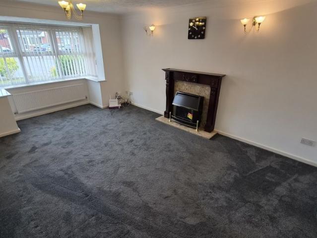 Celandine Road, Hamilton, LE5