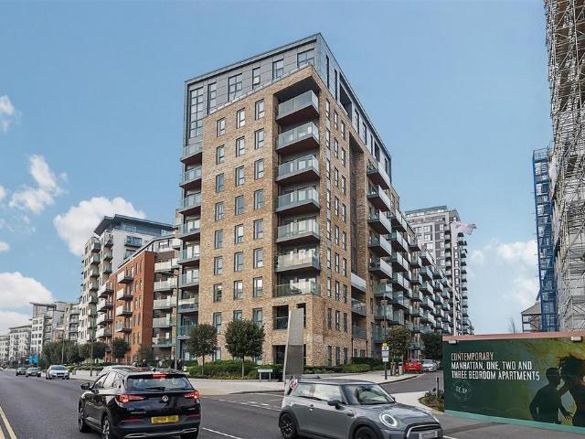 Celeste House, 1 Caversham Road, London 2 bed apartment to rent £2,400 pcm £554 pw