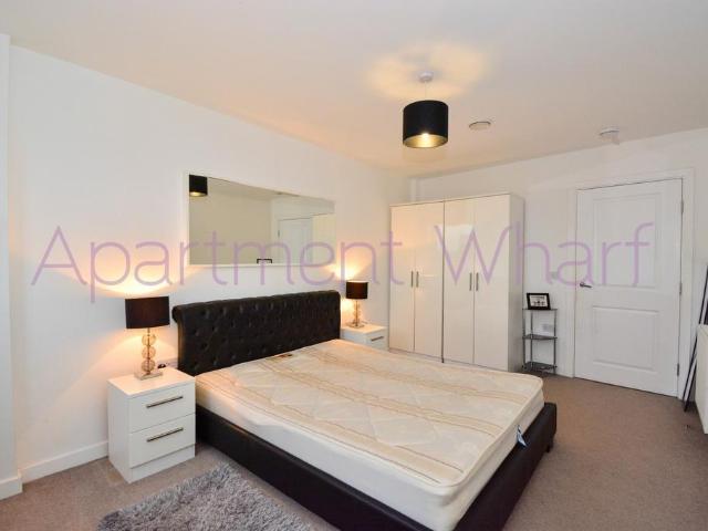 Celestial House, London, E14 1 bed in a flat share to rent £1,040 pcm £240 pw