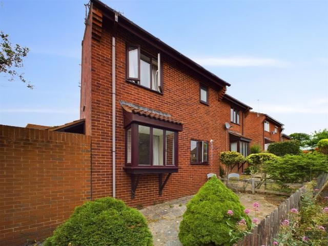 Celia Crescent, Exeter EX4, 1 bed property to rent, £1,000 pcm | PrimeLocation