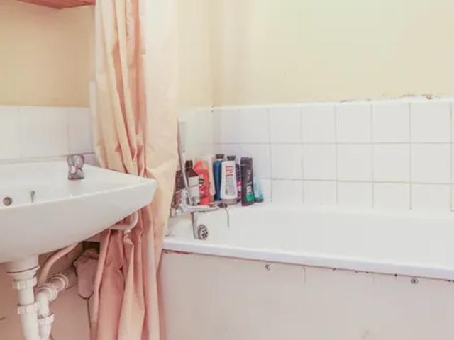 Cephas Street, London, E1 4UE, United Kingdom | 3 bed apartment for rent #165376957 | Rentberry