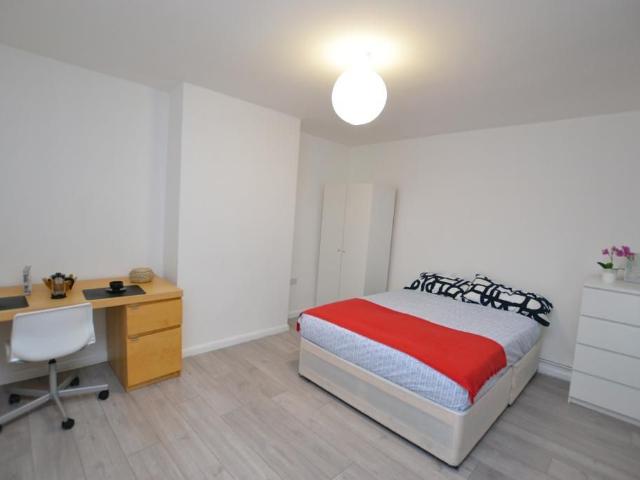 Cephas Street, Stepney Green, London E1, Room to rent, £953 pcm | PrimeLocation