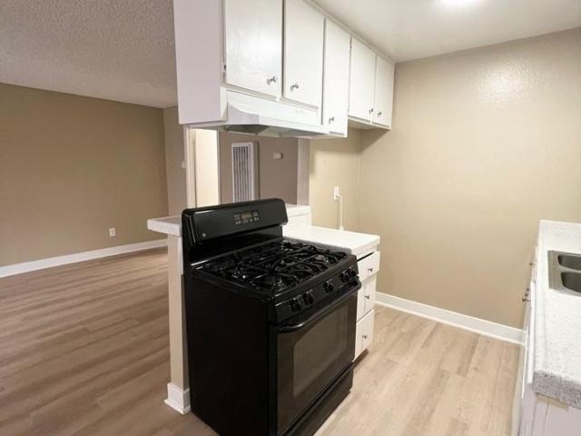 Cerise Fountain Villa 1 Bedroom Apartment for Rent at 14031 Cerise Ave, Hawthorne, CA 90250 East Hawthorne