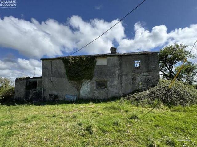 Cerrigceinwen, Bodorgan, 5 Bedroom Character