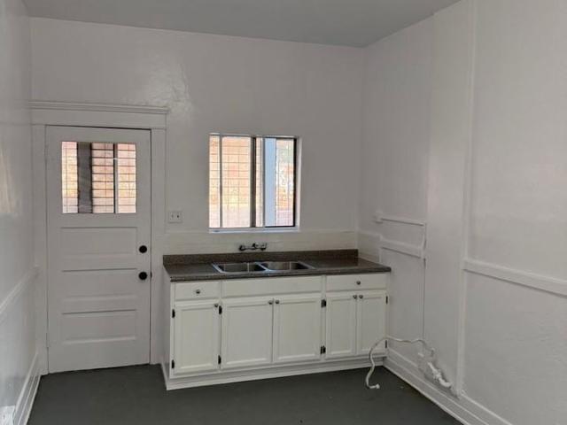 Cesar Chavez 2 Bedroom Apartment for Rent at 2141 E Cesar E Chavez Ave, Los Angeles, CA 90033 Boyle Heights