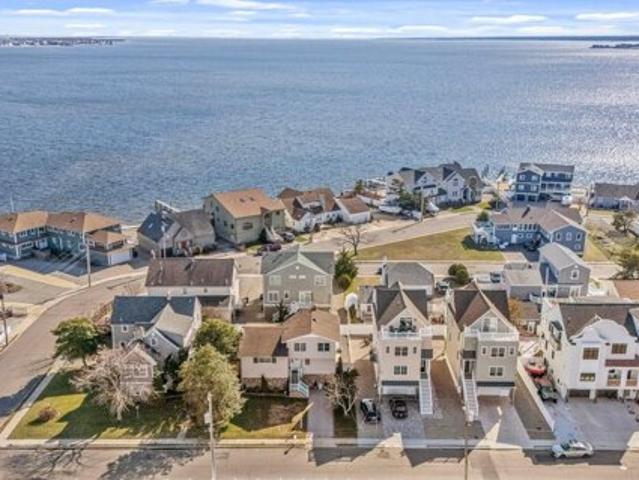Ceylon Ave, Seaside Heights, Home For Sale