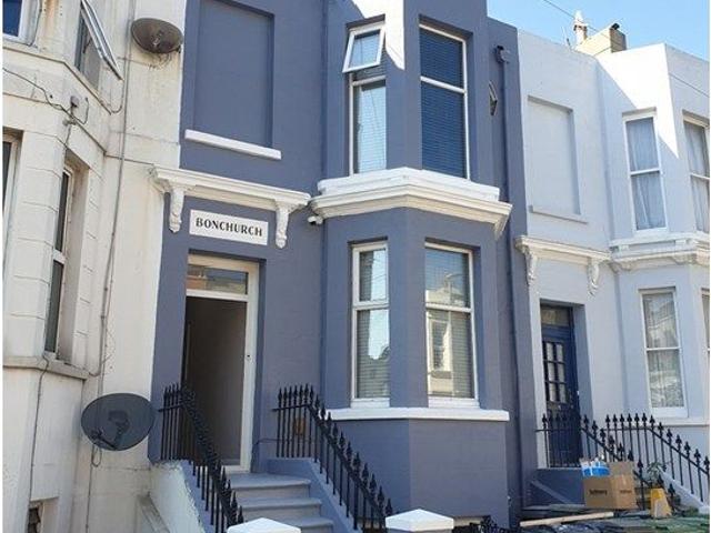 Ceylon Place, Eastbourne BN21, 1 bed flat to rent, £915 pcm | PrimeLocation