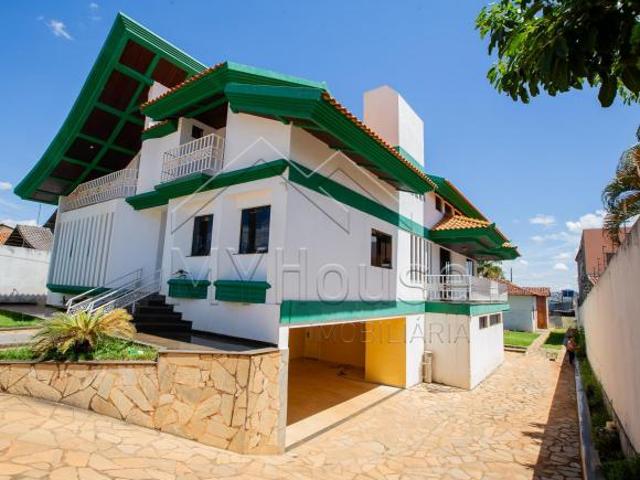 CH 122 Sobrado 5 QUARTOS COLONIAL
