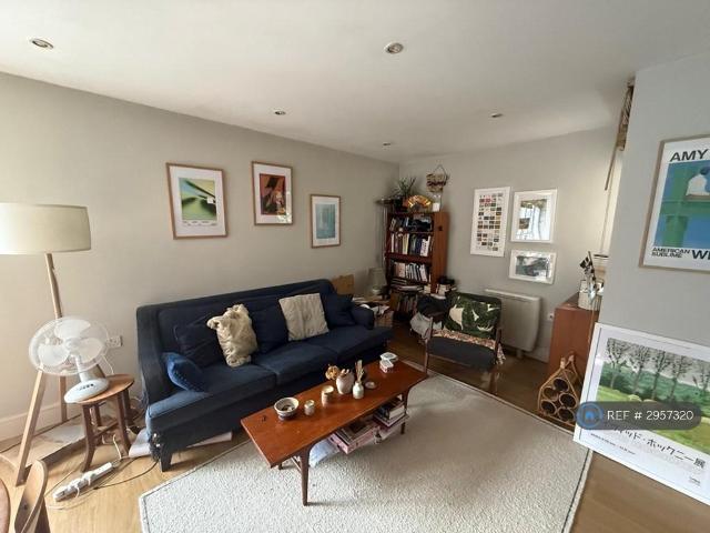 Choumert Road, London, SE15 2 bed flat to rent £2,400 pcm £554 pw