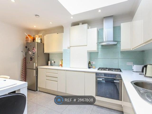 Choumert Road, London SE15, 2 bed flat to rent, £2,050 pcm | PrimeLocation