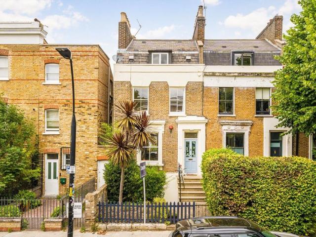 Choumert Road, London SE15 3 bed terraced house to rent £3,500 pcm £808 pw