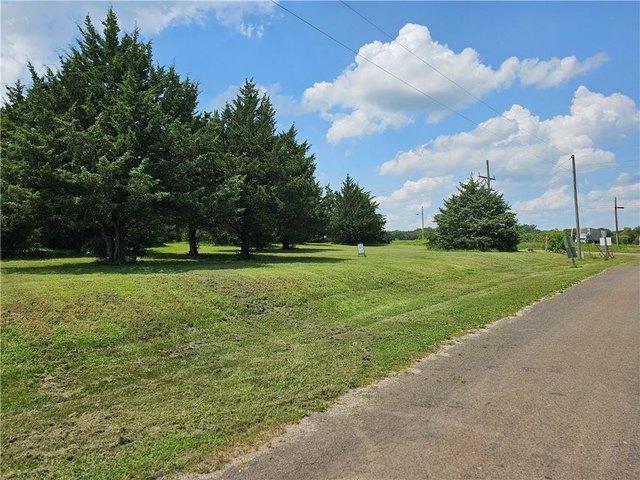Choctaw Ln Lot 1400, McLouth, KS 66054