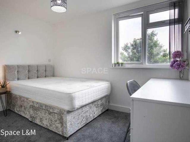 Cholmeley Road, Reading, RG1