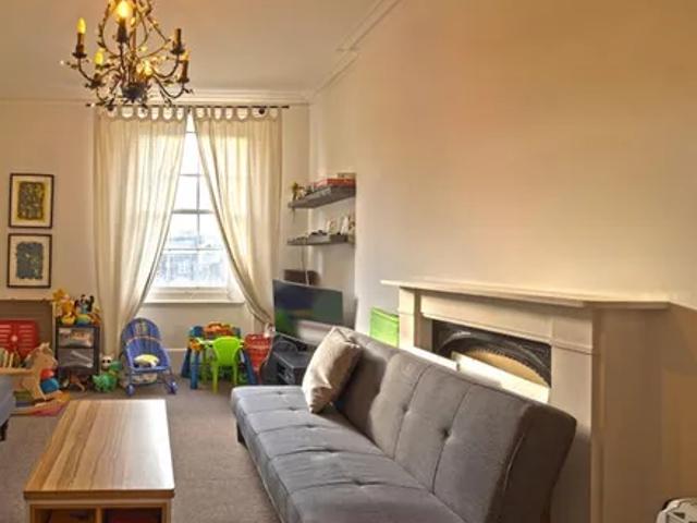 Chop Barbers, Clapham High Street, London, SW4 7AA, United Kingdom | 1 bed apartment for rent #121900793 | Rentberry