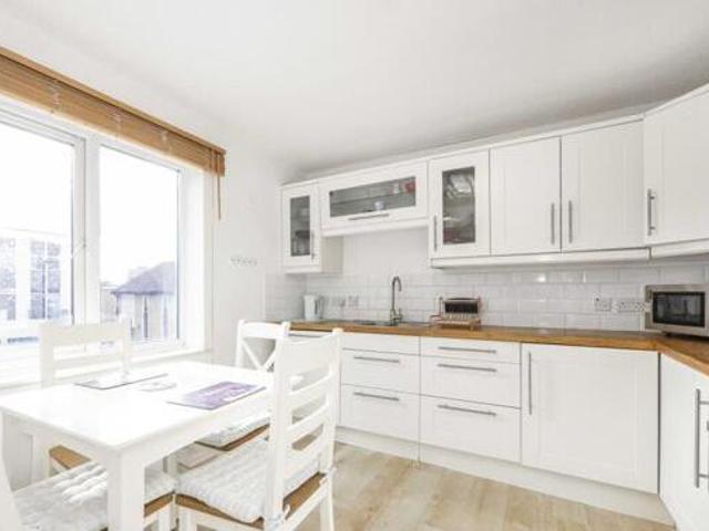 Chopwell Close, London, 2 Bedroom Flat
