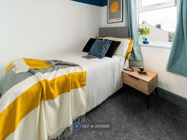Chorley Road, Manchester M27, Room to rent, £695 pcm | PrimeLocation