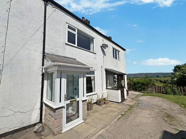Chorley Road, Westhoughton BL5, 2 bed terraced house to rent, £875 pcm | PrimeLocation