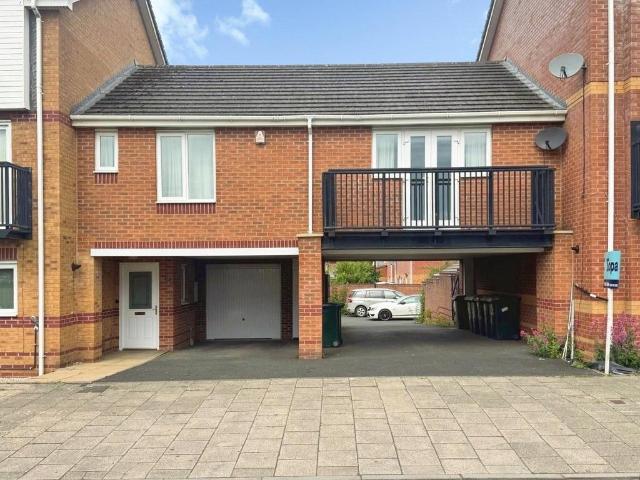 Chorley Way, Daimler Green, Coventry. 2 bed maisonette to rent £1,075 pcm £248 pw