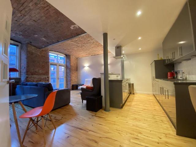 Chorlton Mill, Southern Gateway. 2 bed apartment to rent £1,600 pcm £369 pw
