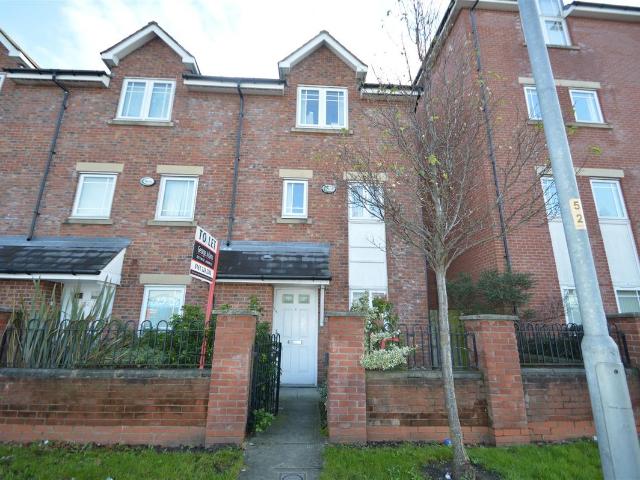 Chorlton Road, Hulme, Manchester M15, 4 bed property to rent, £2,400 pcm | PrimeLocation