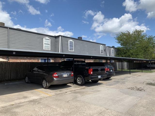 Chateau Nederland Apartments 1 Bedroom Apartment for Rent at 1003 Avenue B, Nederland, TX 77627
