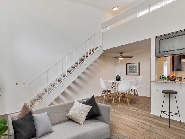 Chateau Oaks 2 Bedroom Apartment for Rent at 14248 Dickens St, Los Angeles, CA 91423 Sherman Oaks