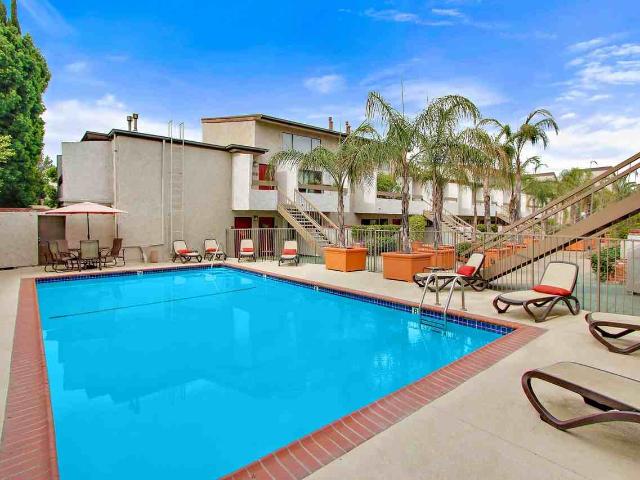 Chateau Oaks 2 Bedroom Apartment for Rent at 14248 Dickens St, Los Angeles, CA 91423 Sherman Oaks