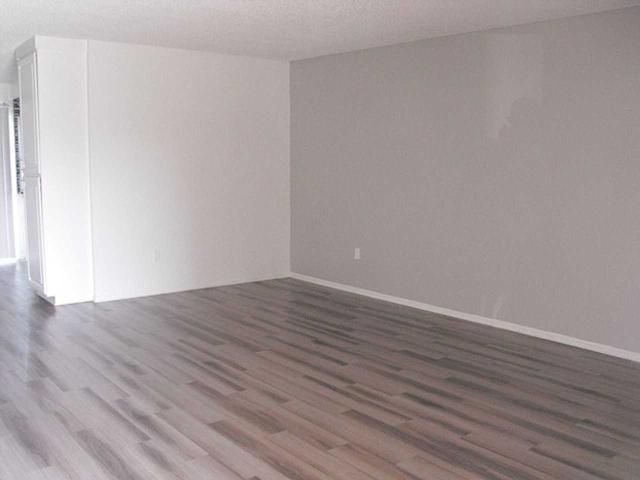 Chateau de Ville 1 Bedroom Apartment for Rent at 2020 W Alameda Ave, Anaheim, CA 92801