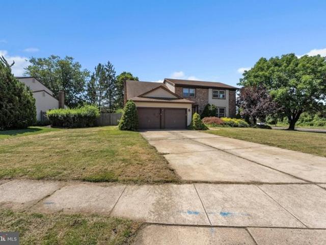 Chateau Dr, Cherry Hill, Home For Sale
