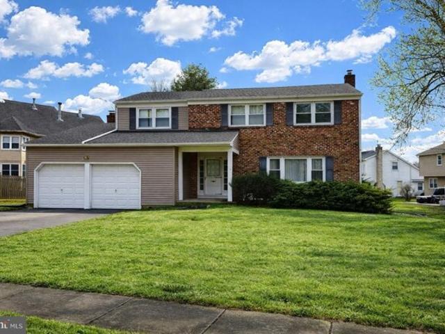 Chateau Dr, Cherry Hill, Home For Sale
