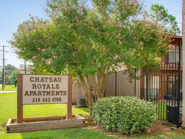 Chateau Royale Apartments 1 Bed 1 Bath