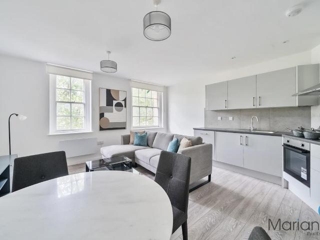 Chatfield House, Marsh Street, Bristol BS1, 2 bed flat to rent, £2,000 pcm | PrimeLocation