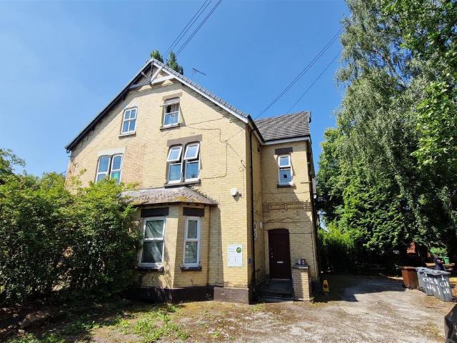 Chatham Grove, West Didsbury, Manchester M20, Studio to rent, £885 pcm | PrimeLocation