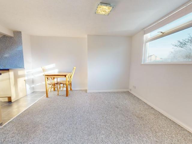 Chatham Place, Brighton BN1, 1 bed penthouse to rent, £1,150 pcm | PrimeLocation
