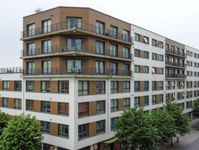 Chatham Place, Reading, 2 Bedroom Apartment