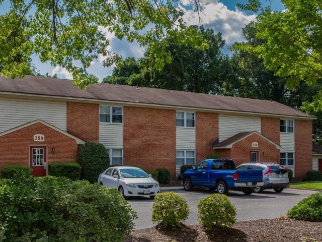 Chatham Square Apartments 2 Bedroom Apartment for Rent at 312 Overlook Ct, Virginia Beach, VA 23454 Northeast Virginia Beach