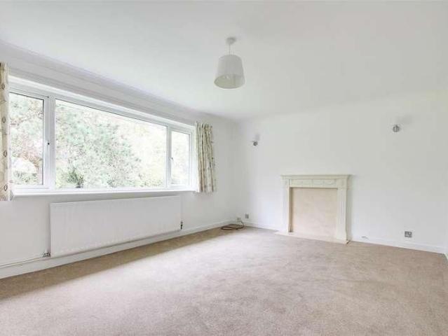 Chatsmore Crescent, Goring by sea, Worthing, BN12
